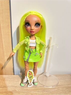 Rainbow High | Toys | Excellent Condition Rainbow High Doll Karma ...